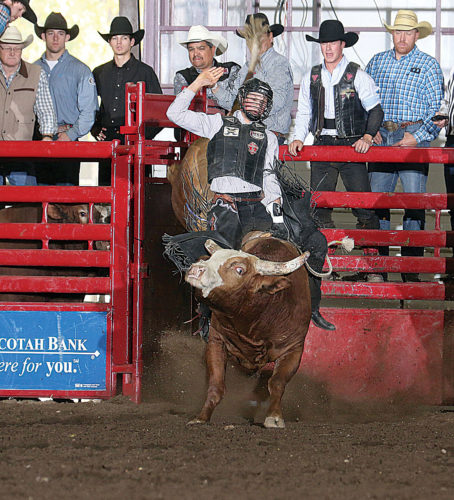 Leading the pack | News, Sports, Jobs - Minot Daily News